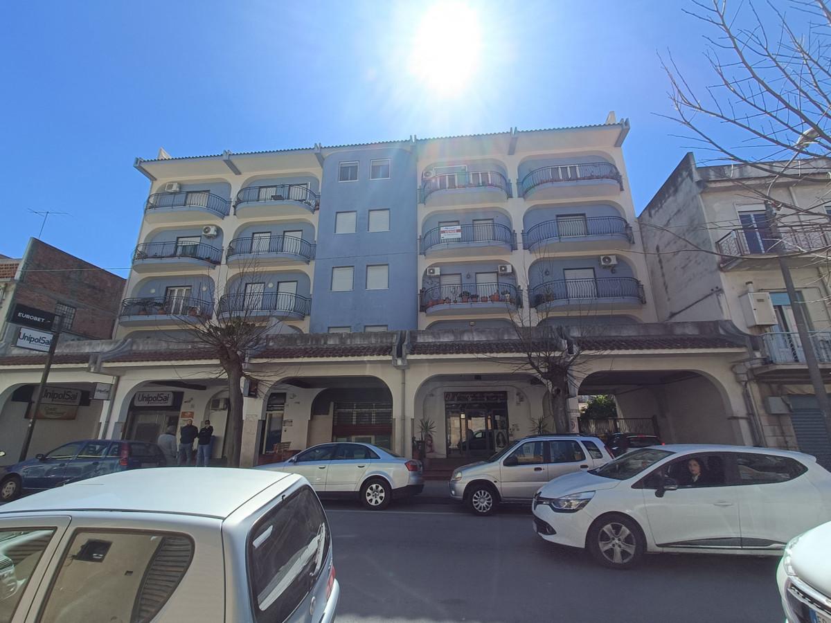 Quadrilocale in Via Papa Giovanni XXIII 164, Barcellona Pozzo di Gotto