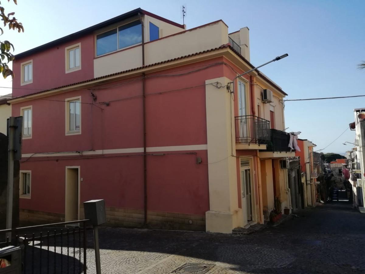 Casa indipendente in vendita a Meri'