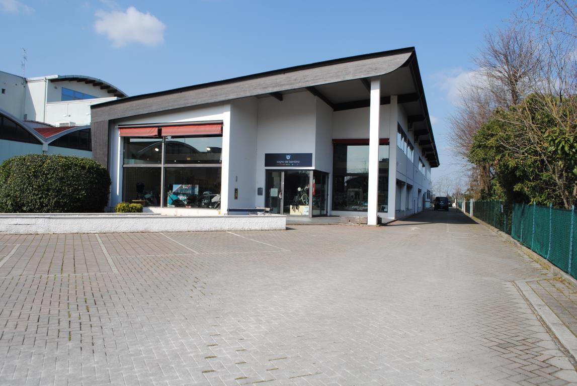 Negozio in vendita a Ravenna