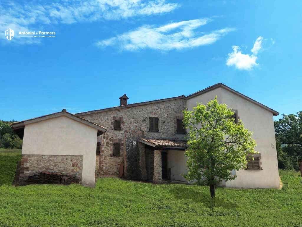 Rustico in vendita a Massa Martana