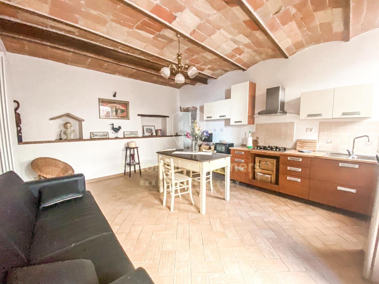 Casa indipendente in vendita a Todi