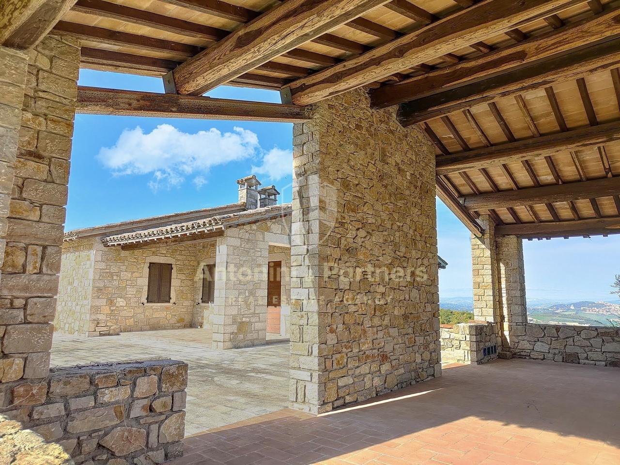 Rustico in vendita a Todi