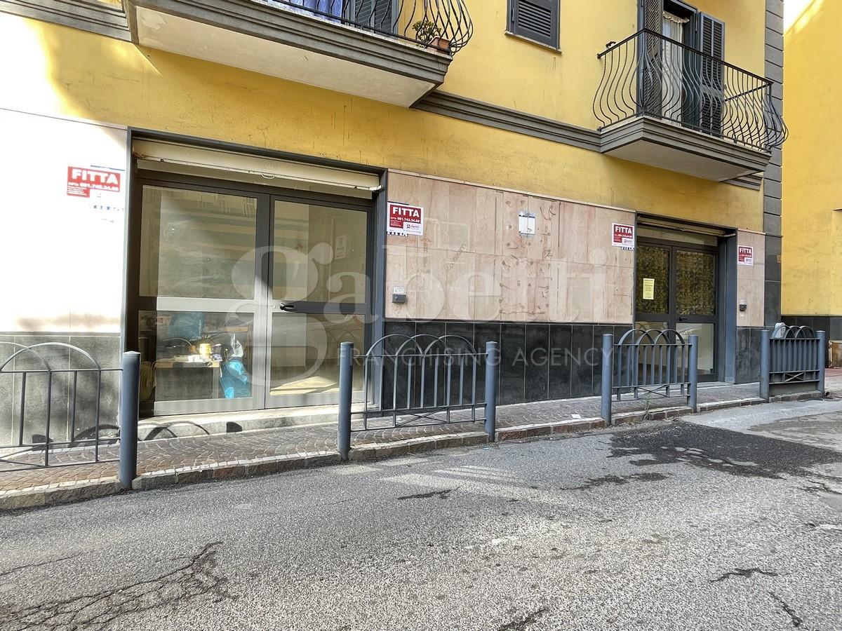Negozio in affitto a Marano Di Napoli