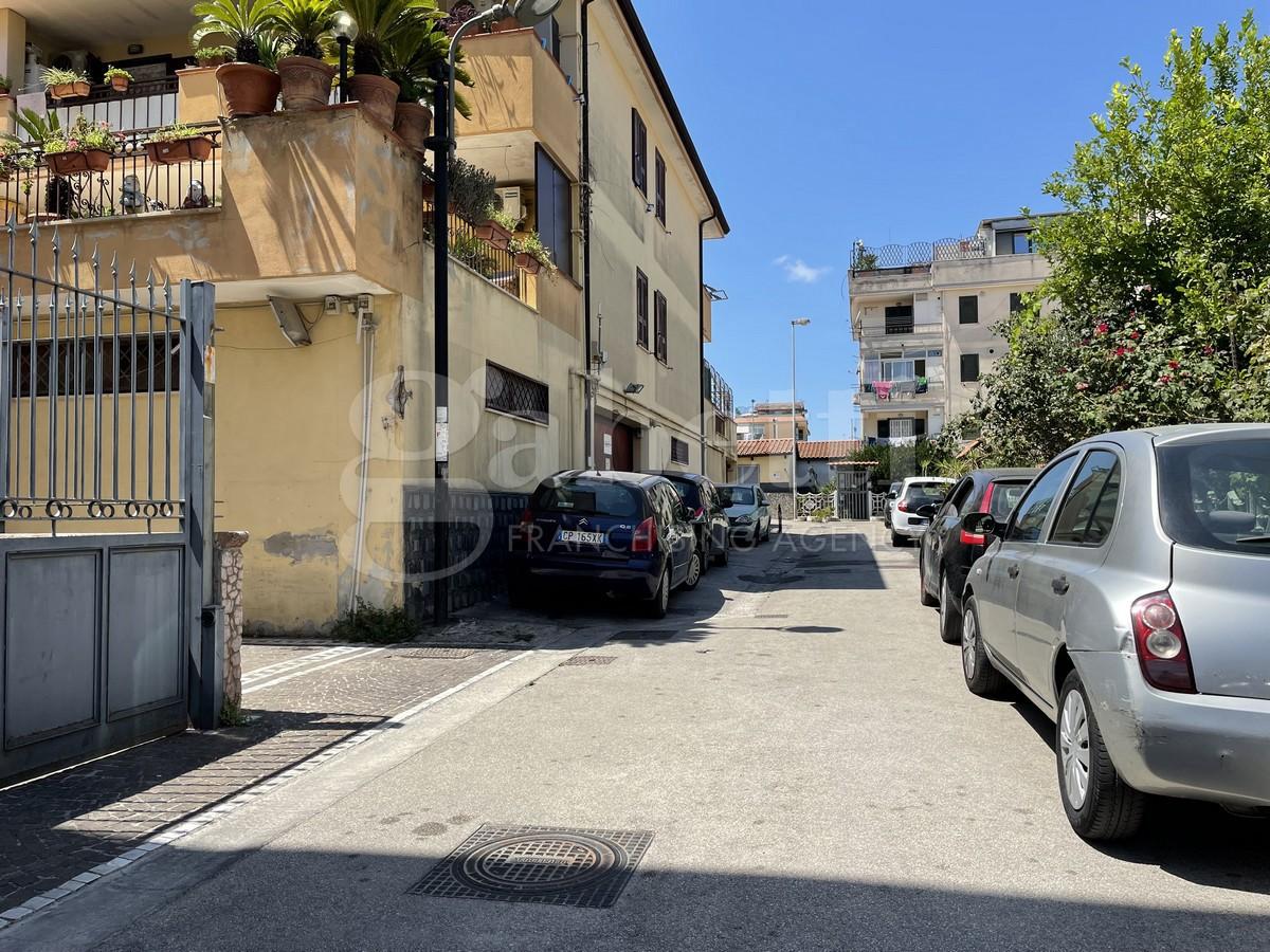 Magazzino in vendita a Marano Di Napoli