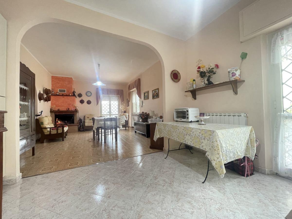 Villa in vendita a Nocera Umbra