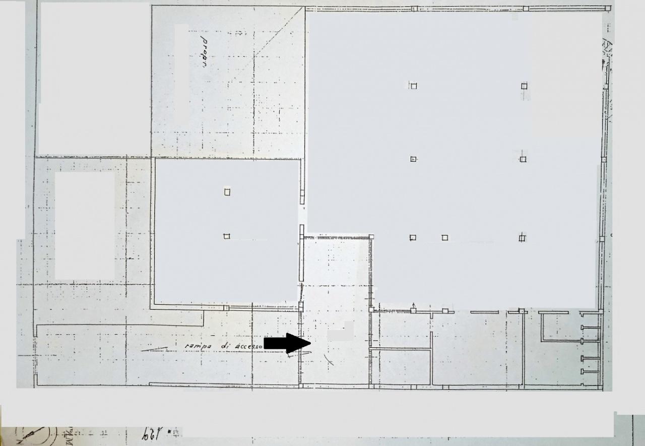 Palazzina commerciale in vendita a Firenze