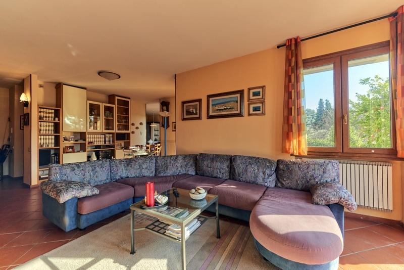 Casa indipendente in vendita a Lastra A Signa