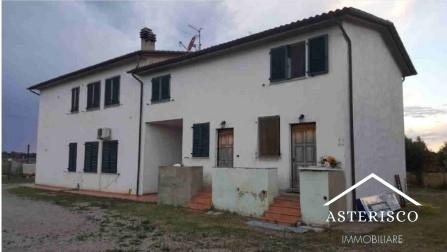 Casa indipendente in vendita a Marciano Della Chiana