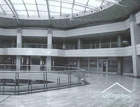 Negozio in vendita a Perugia