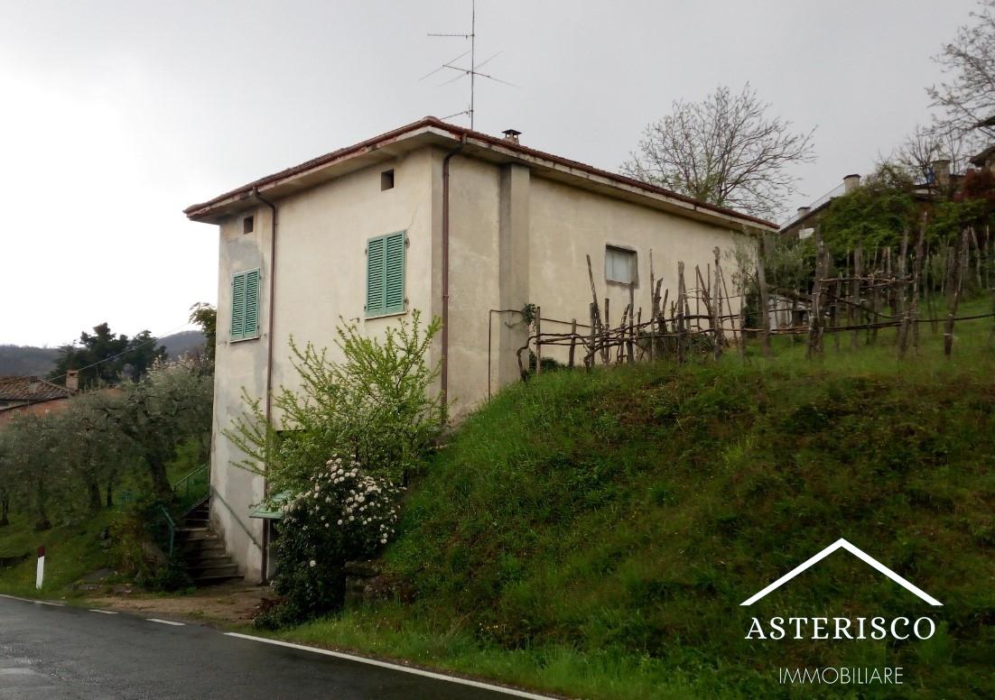 Appartamento in vendita a Caprese Michelangelo