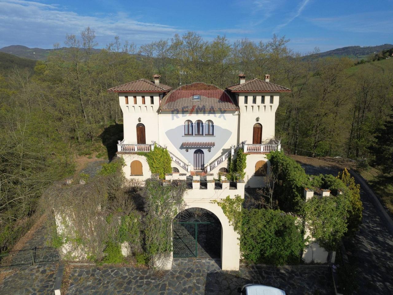 Villa in vendita a Varano De' Melegari
