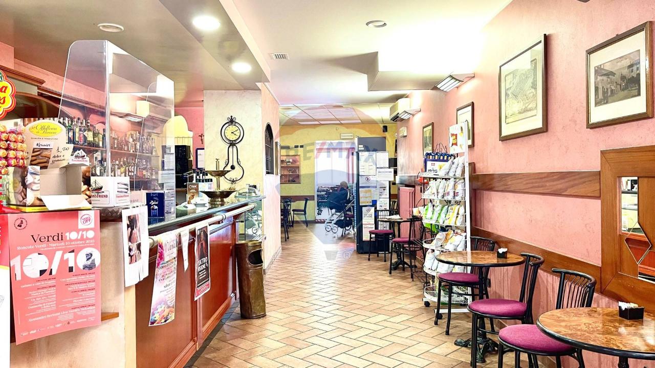 Esercizio commerciale in vendita a Busseto