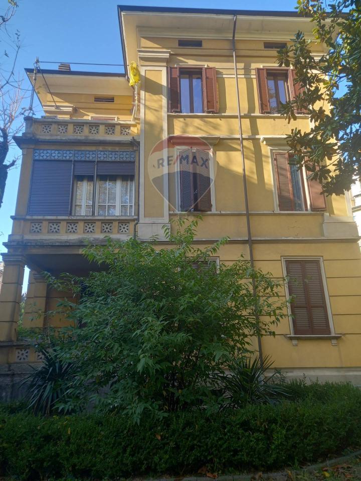 Appartamento in vendita a Parma