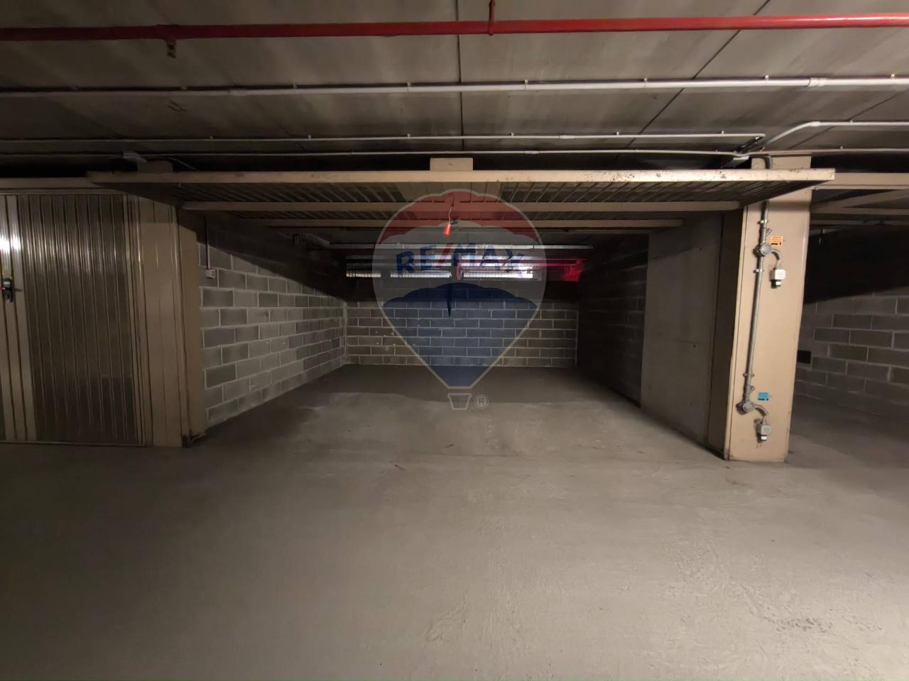 Box in vendita a Parma