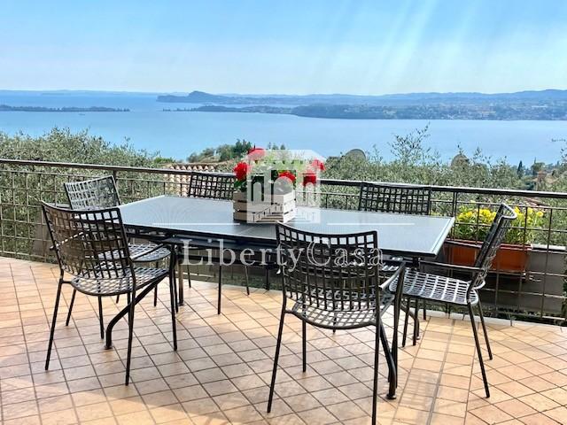 Villa in vendita a Gardone Riviera