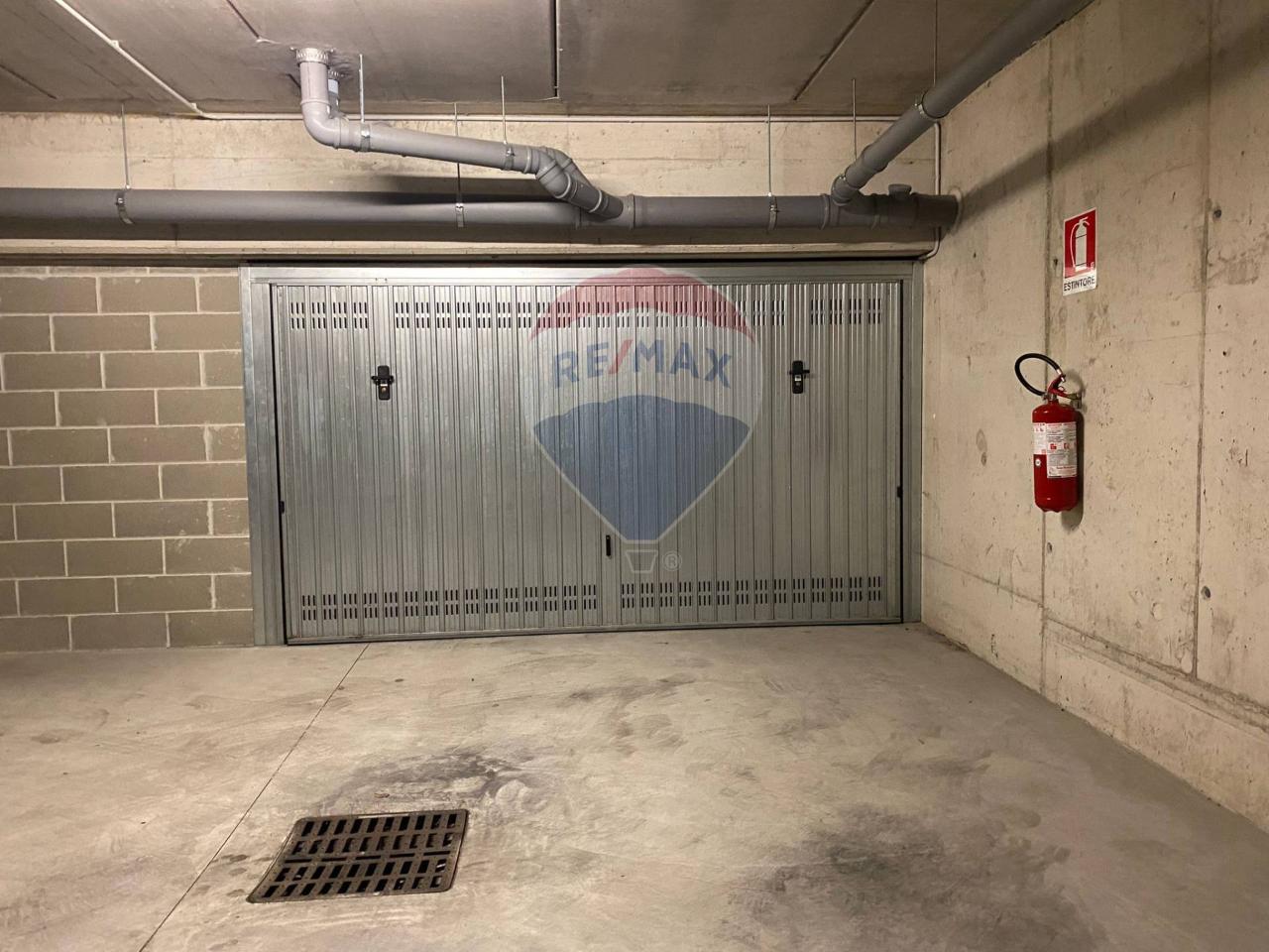 Box in vendita a San Giuliano Milanese