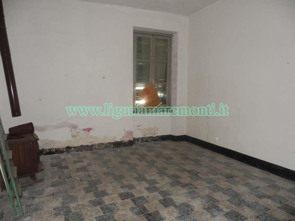 Appartamento in vendita a Savona