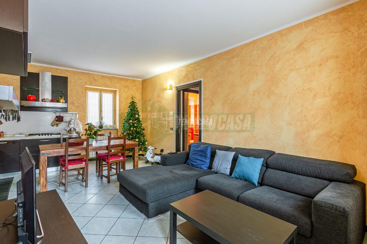 Appartamento in vendita a Pombia