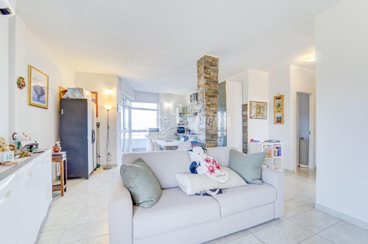 Appartamento in vendita a Castelletto Sopra Ticino