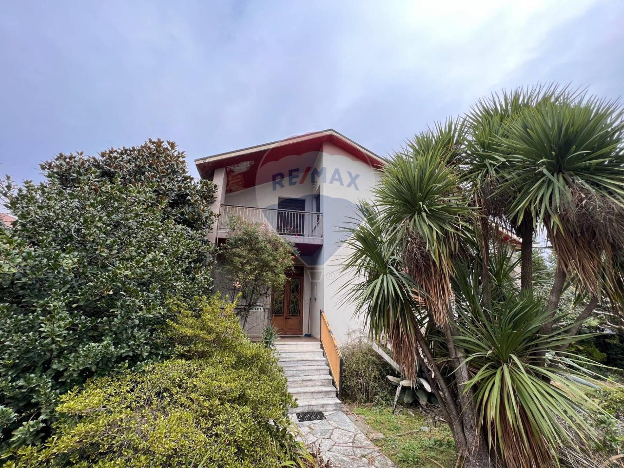 Villa in vendita a Lesa