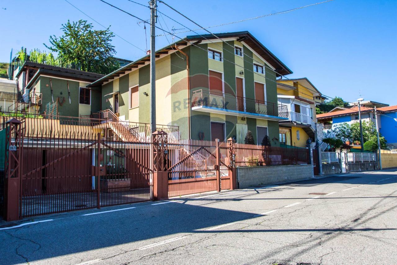 Casa indipendente in vendita a Gattinara
