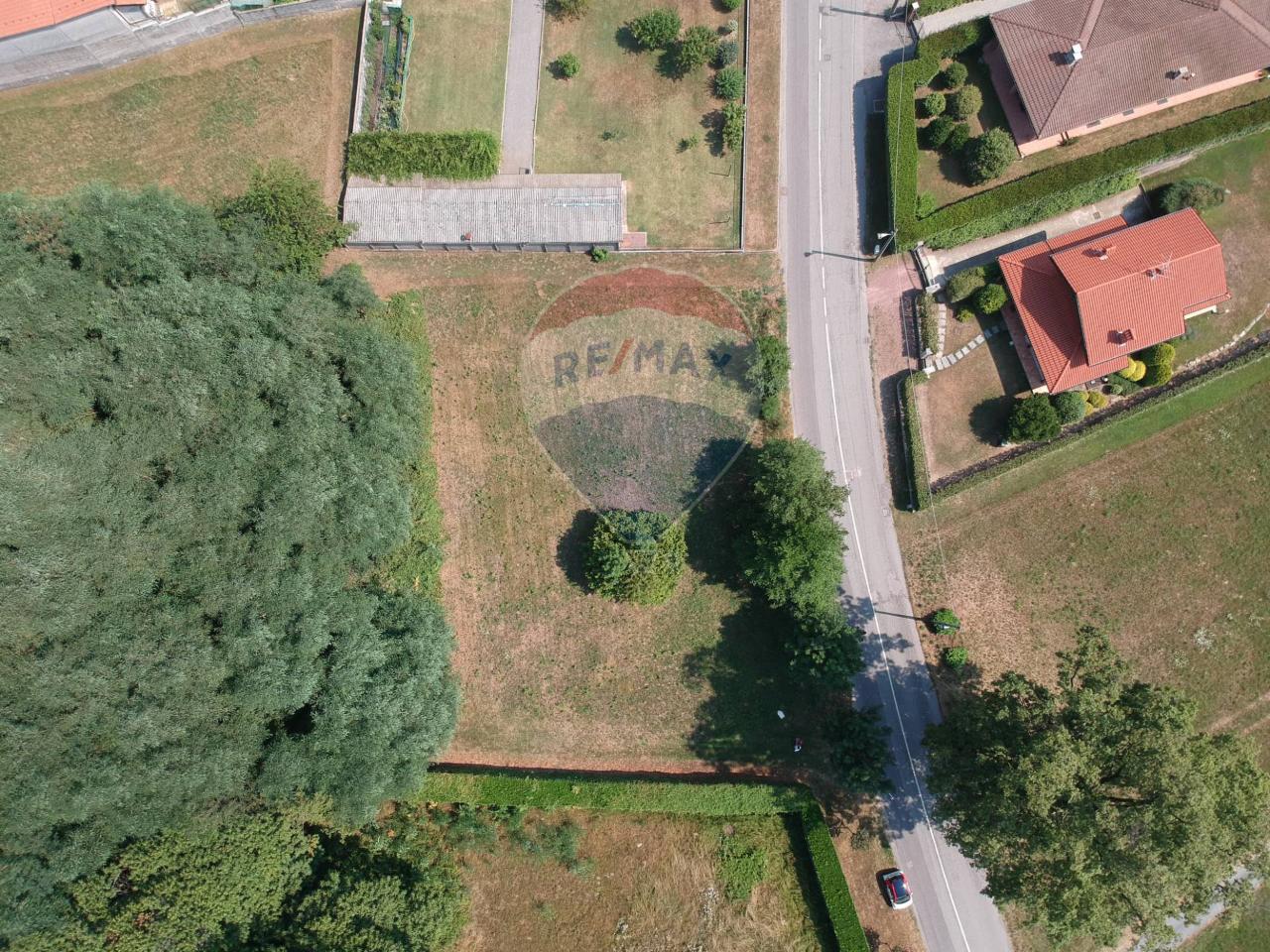 Terreno edificabile in vendita a Invorio