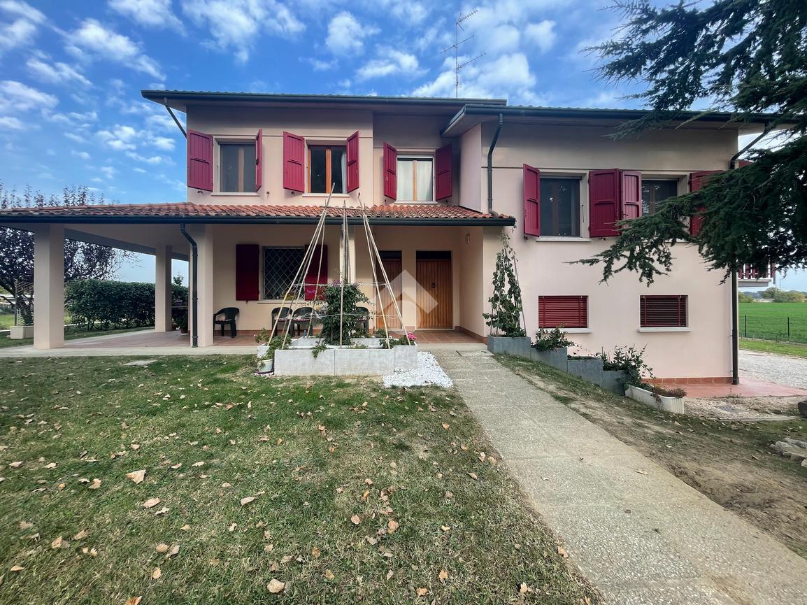 Villa in vendita a Ravenna
