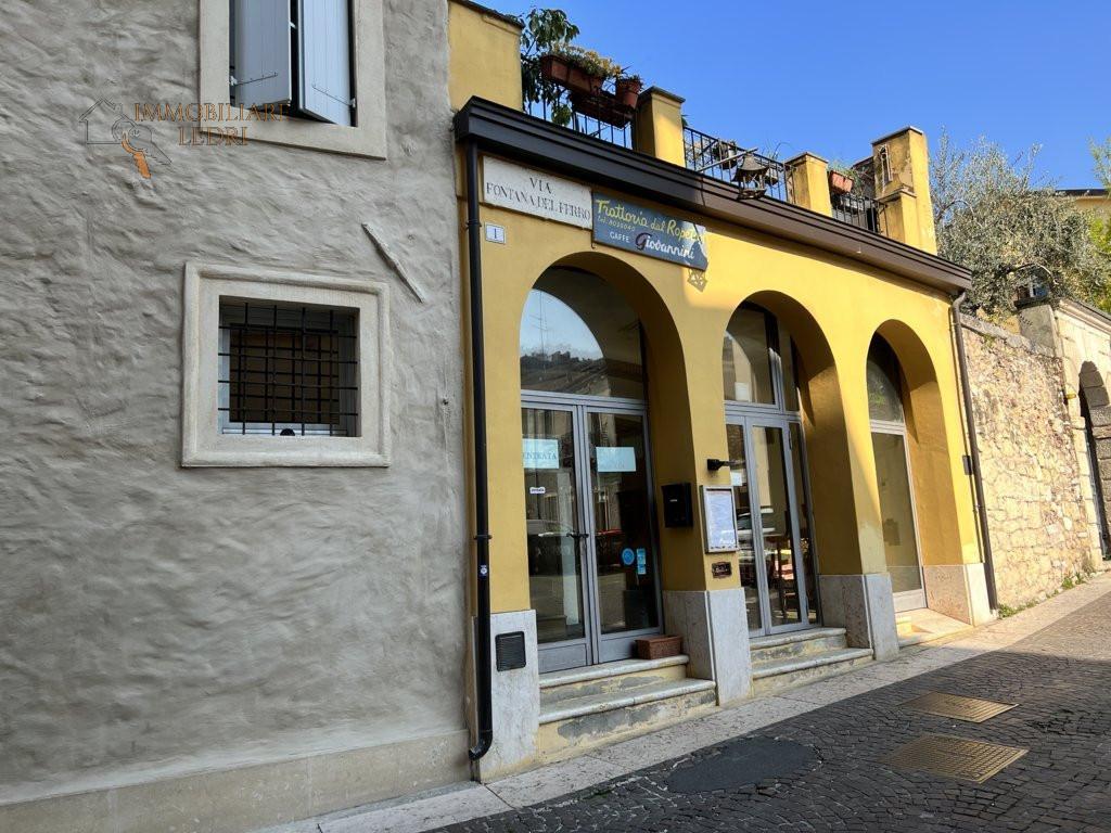 Palazzo in vendita a Verona