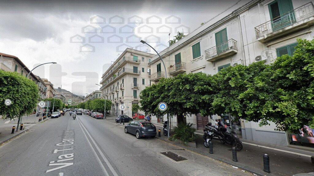 Negozio in affitto a Messina