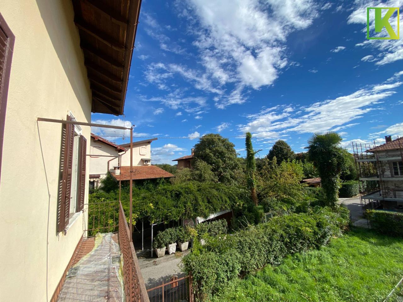 Casa indipendente in vendita a Leggiuno