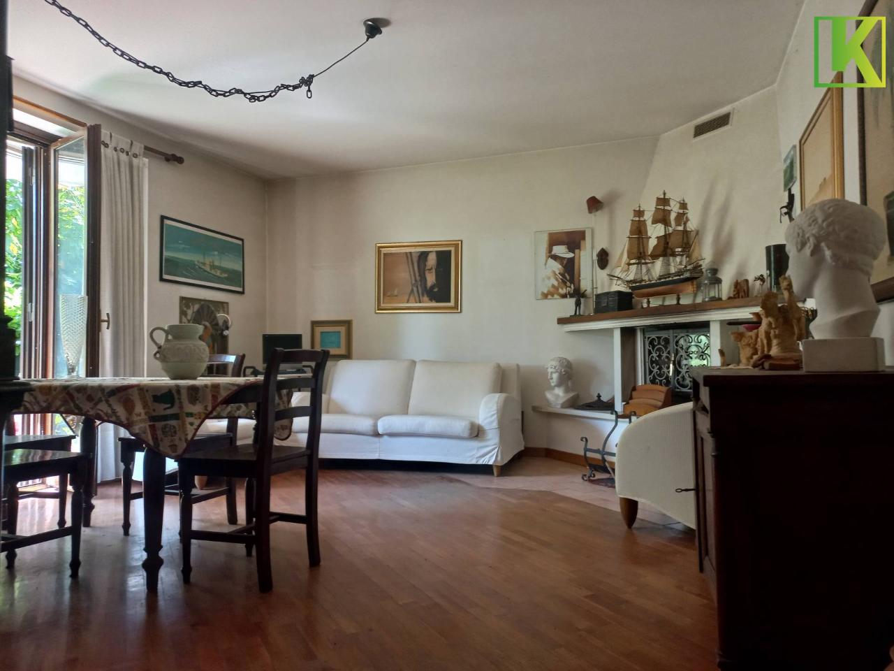 Casa indipendente in vendita a Castronno