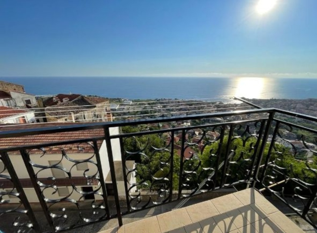 Appartamento in vendita a Belvedere Marittimo