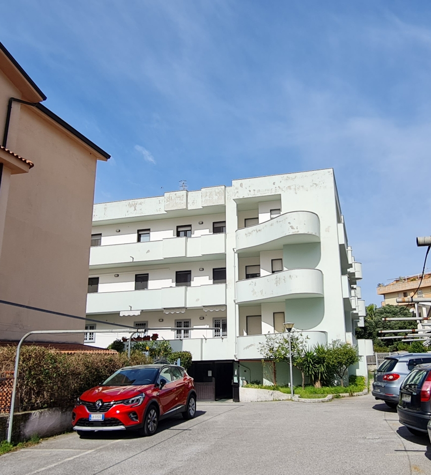 Trilocale in Via Armando Diaz, Praia a Mare