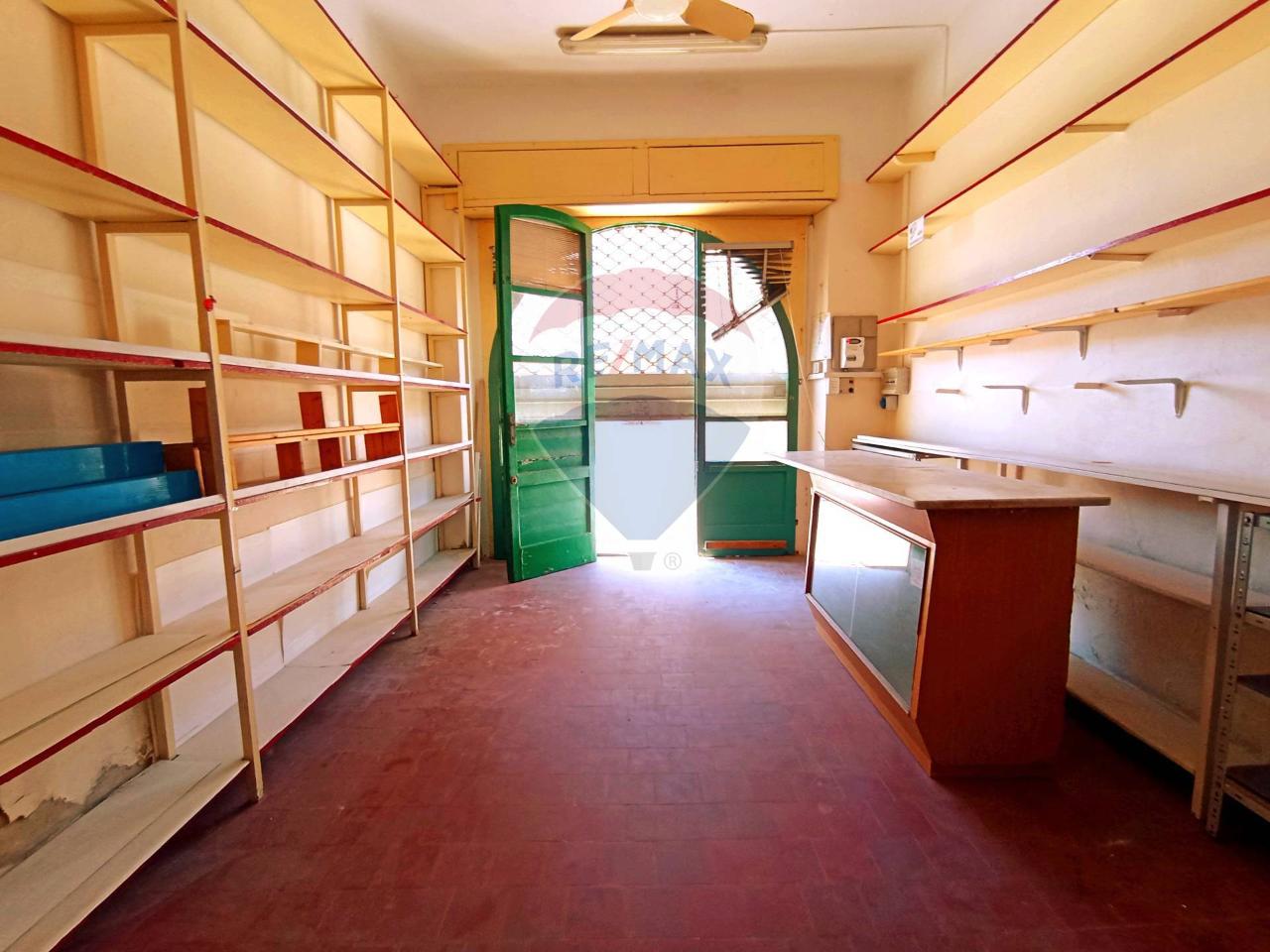 Negozio in vendita a Carbonia