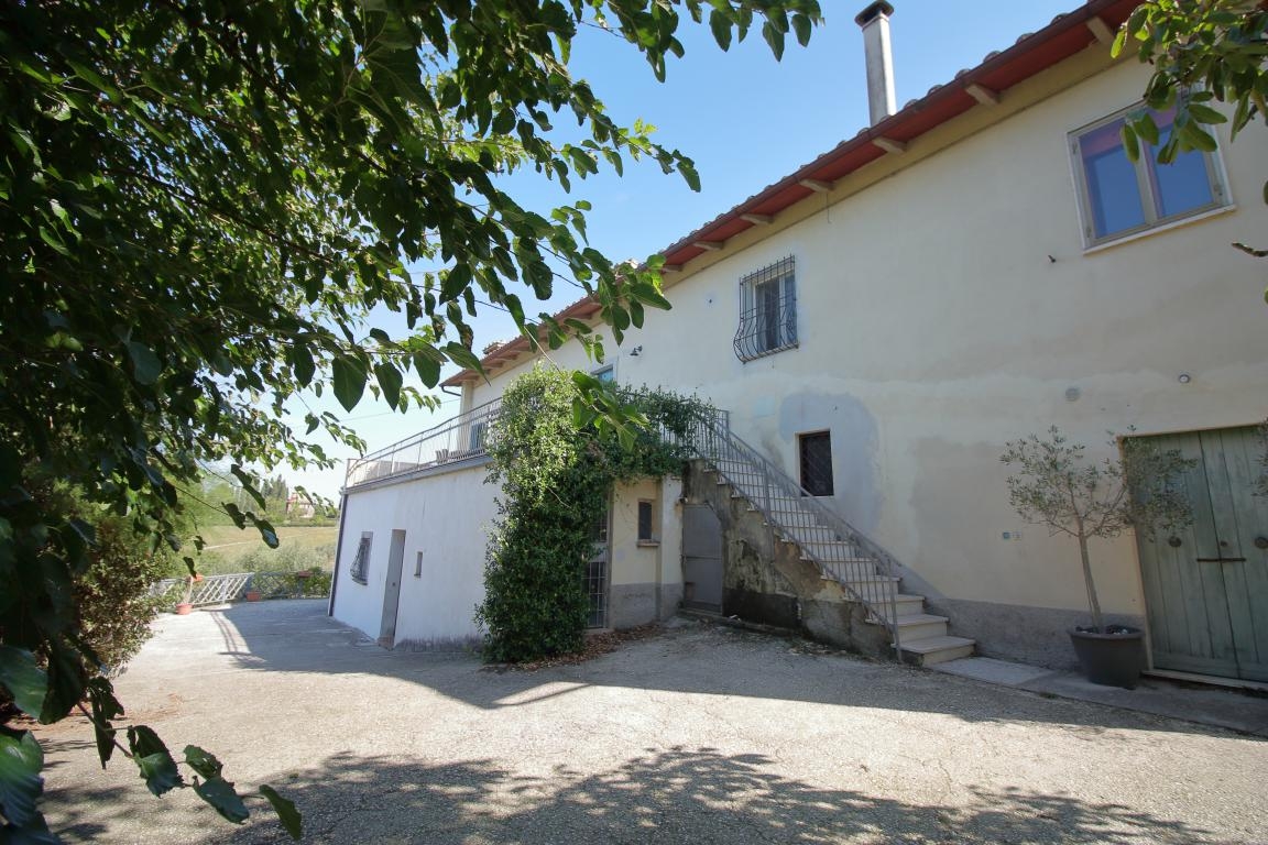 Casale in vendita a Otricoli