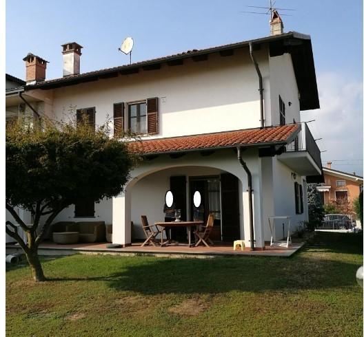 Villa in vendita a Vigliano Biellese