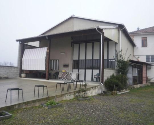 Capannone in vendita a Terzo