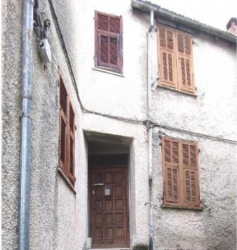 Casa indipendente in vendita a Vessalico