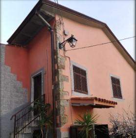 Appartamento in vendita a Luni