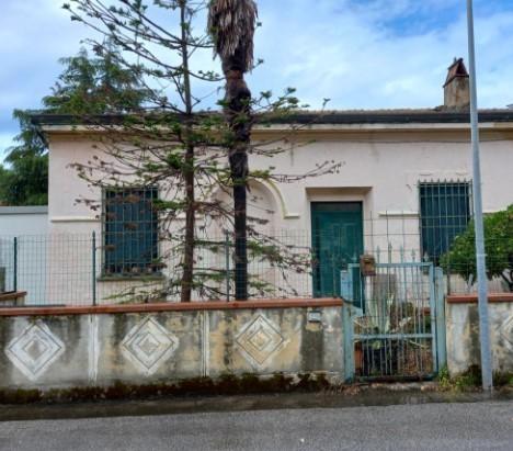 Appartamento in vendita a Viareggio