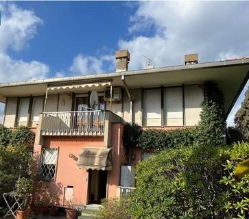 Appartamento in vendita a Genova