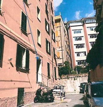 Magazzino in vendita a Genova