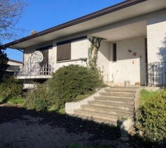 Villa in vendita a Marano Ticino