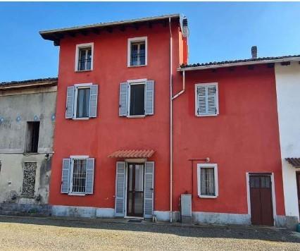 Casa indipendente in vendita a Alessandria