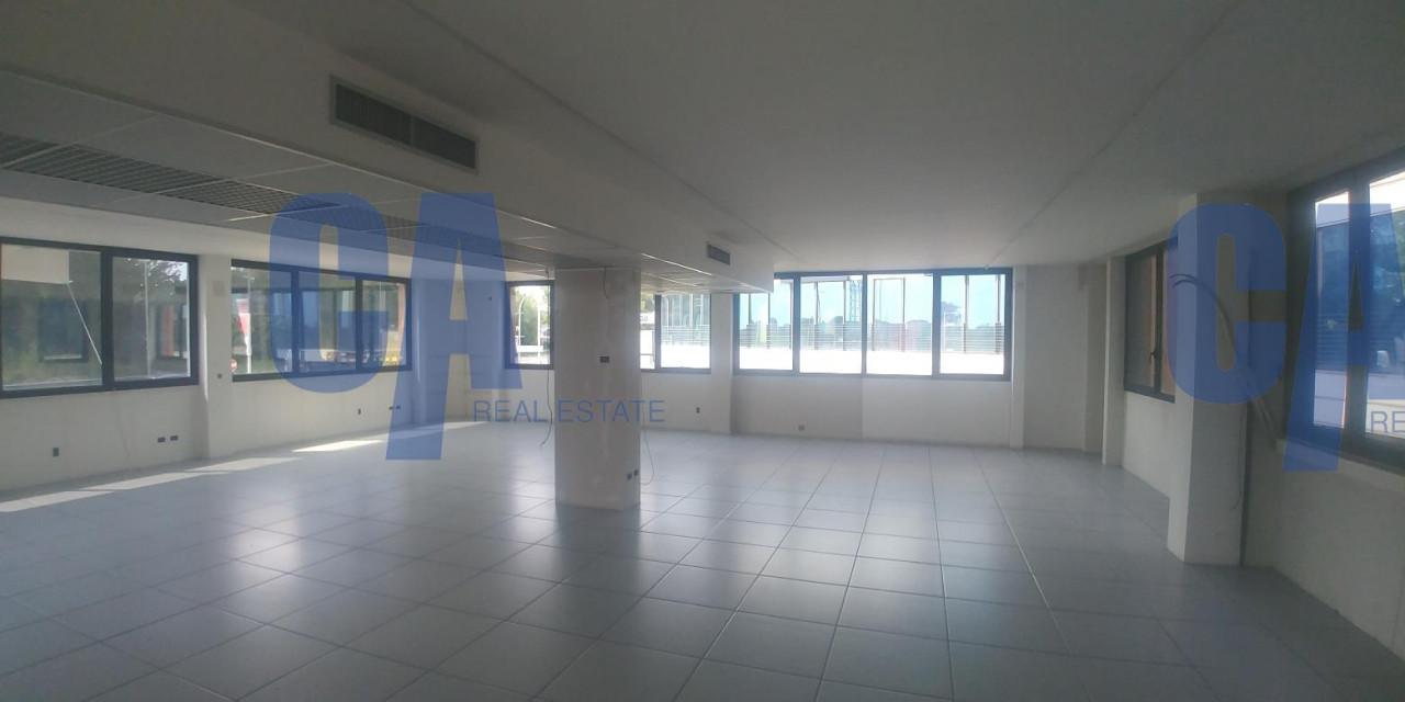 Ufficio in affitto a Cernusco Sul Naviglio