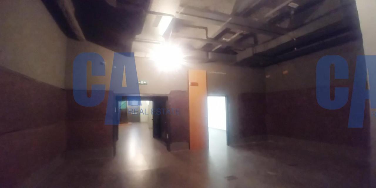 Esercizio commerciale in affitto a Milano