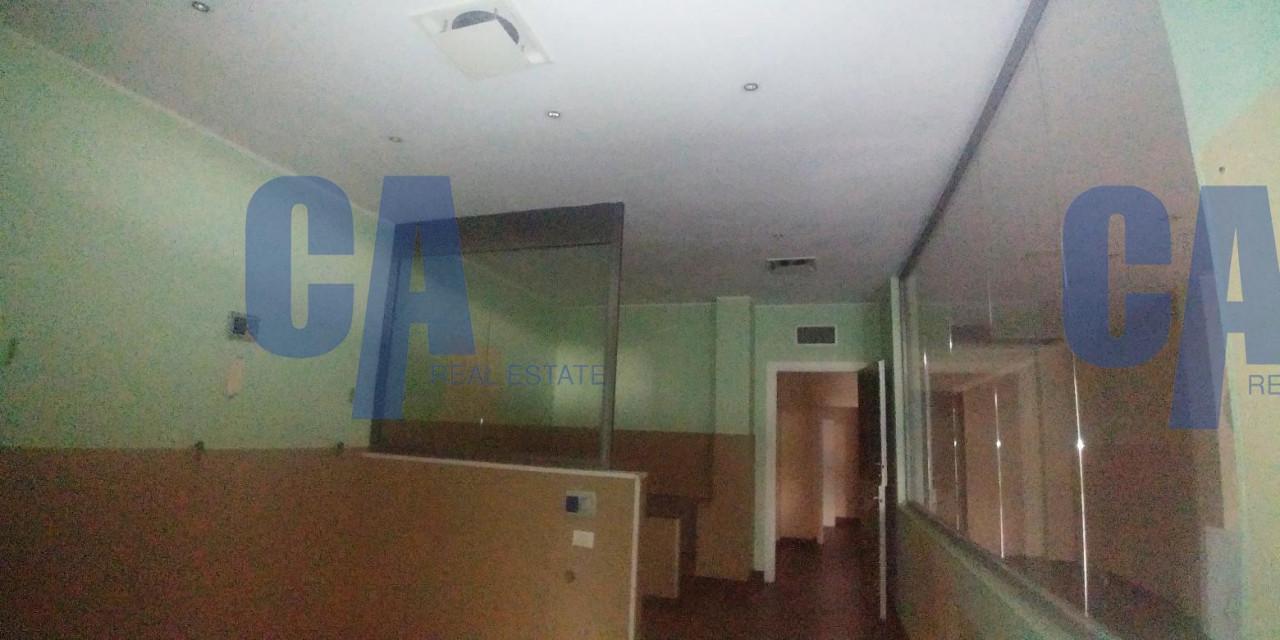 Esercizio commerciale in vendita a Milano