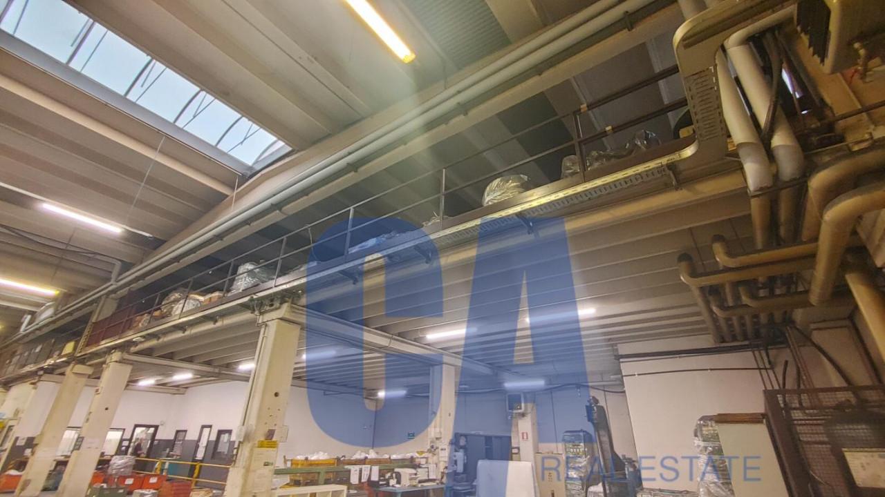 Laboratorio in vendita a Brugherio