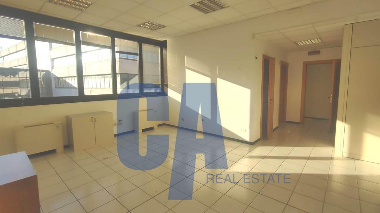 Ufficio in affitto a Vimodrone