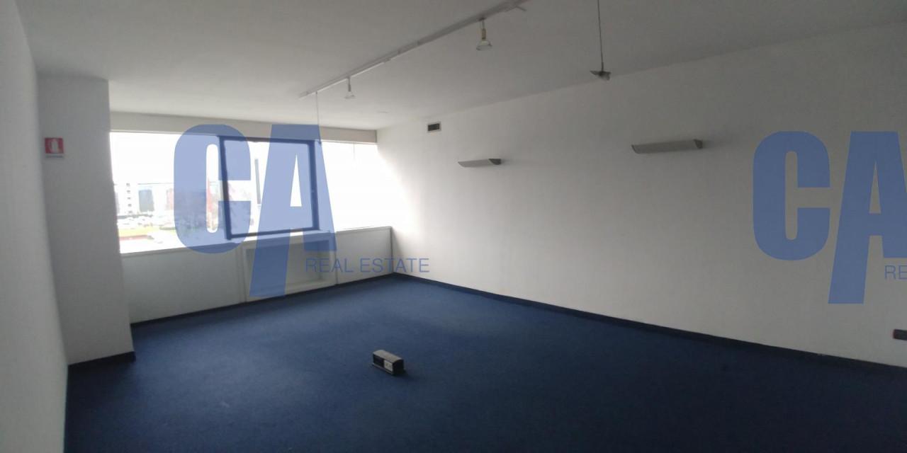 Ufficio in affitto a Assago